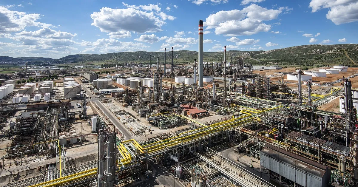 Repsol to invest 200 million euros in a green hydrogen production plant ...